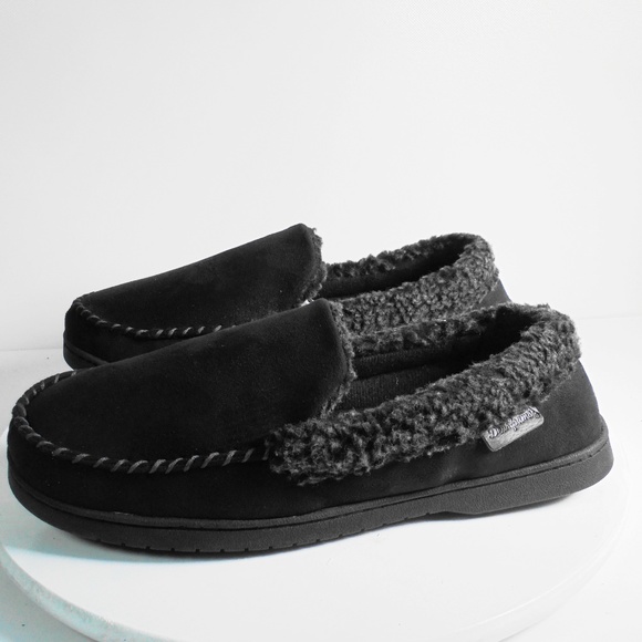 dearfoams | Shoes | Dearfoam Mens Warm And Comfortable Slippers | Poshmark